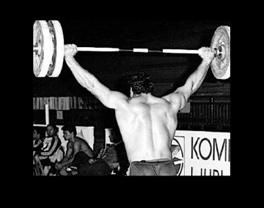 Strengthening the Weightlifter’s Lower Back | SportsEdTV